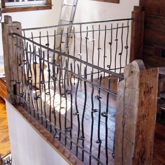 AIDI027 - Rustic looking railing for old barn house