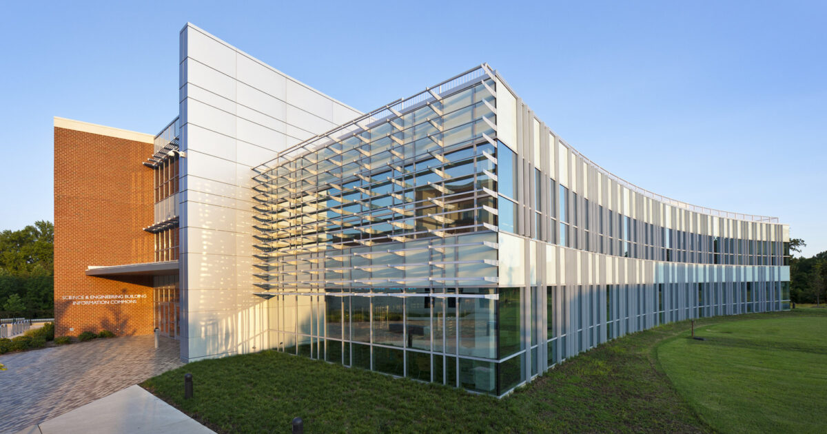 GCC Science & Engineering Building and… | Independence Construction