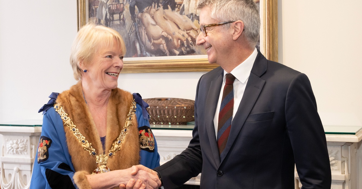 Embracing NZ connections