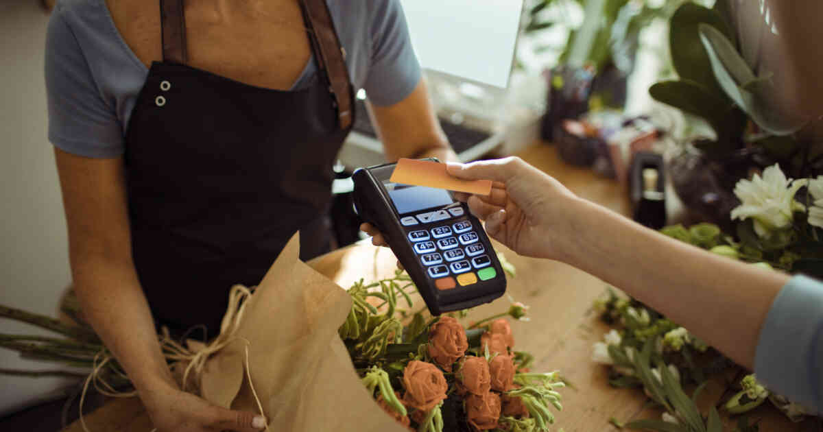 How to Go Cashless Quickly