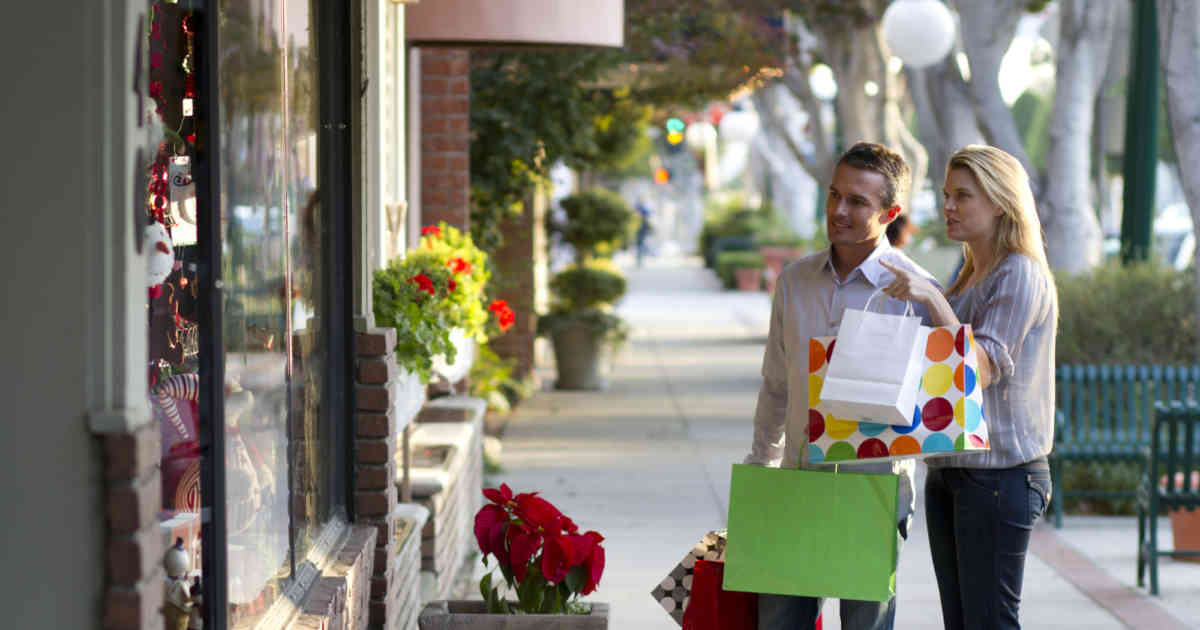 Ways to Support Your Local Chamber of Commerce