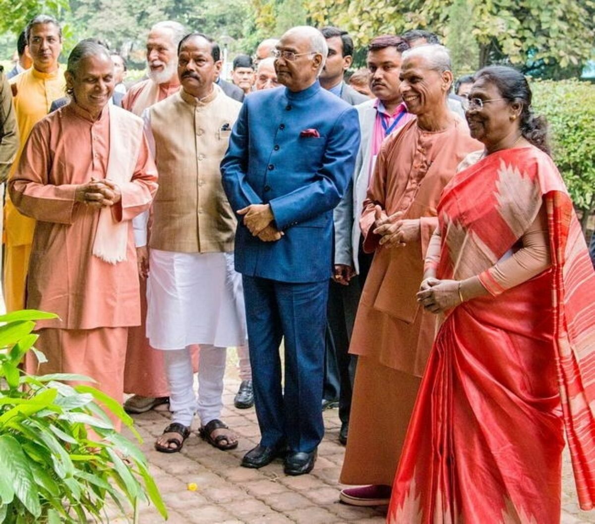 President of India Visits YSS Ranchi Ashram | Self-Realization Fellowship