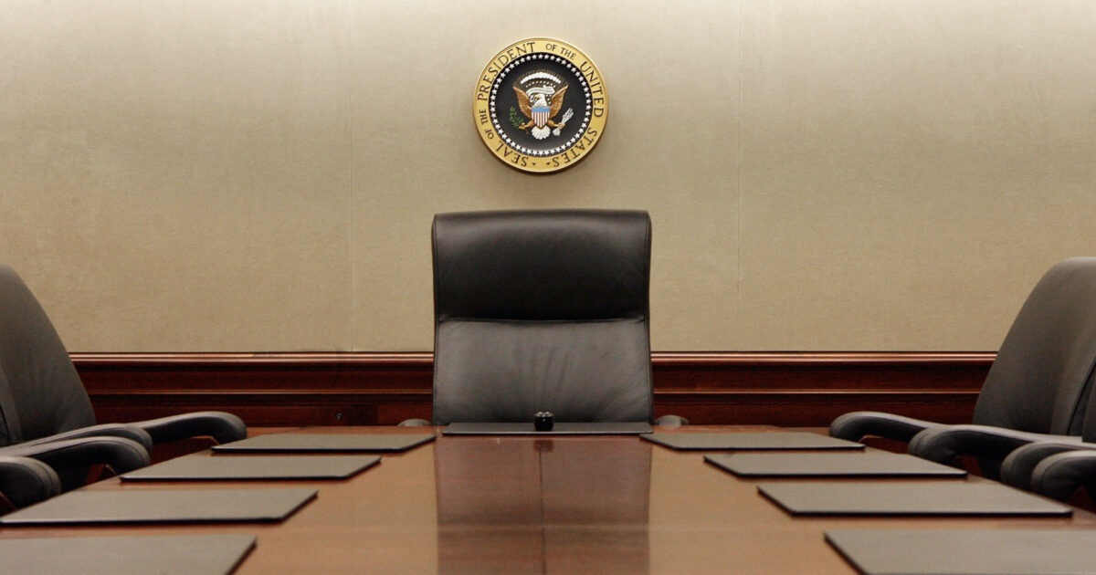 Around the Table with Alexandra Stark | CNAS