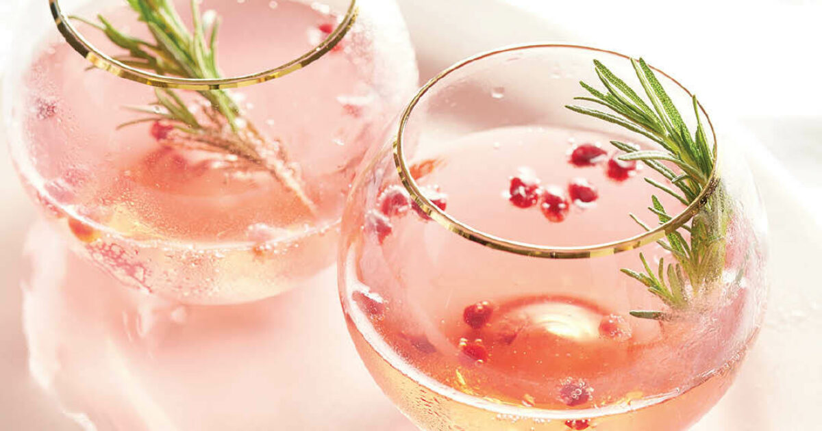 Christmas Sparkly Sipper Recipe - Life:Beautiful Magazine