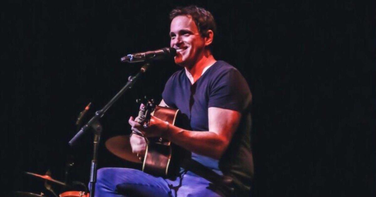 Rick Ferrell LIVE - Visit Florence