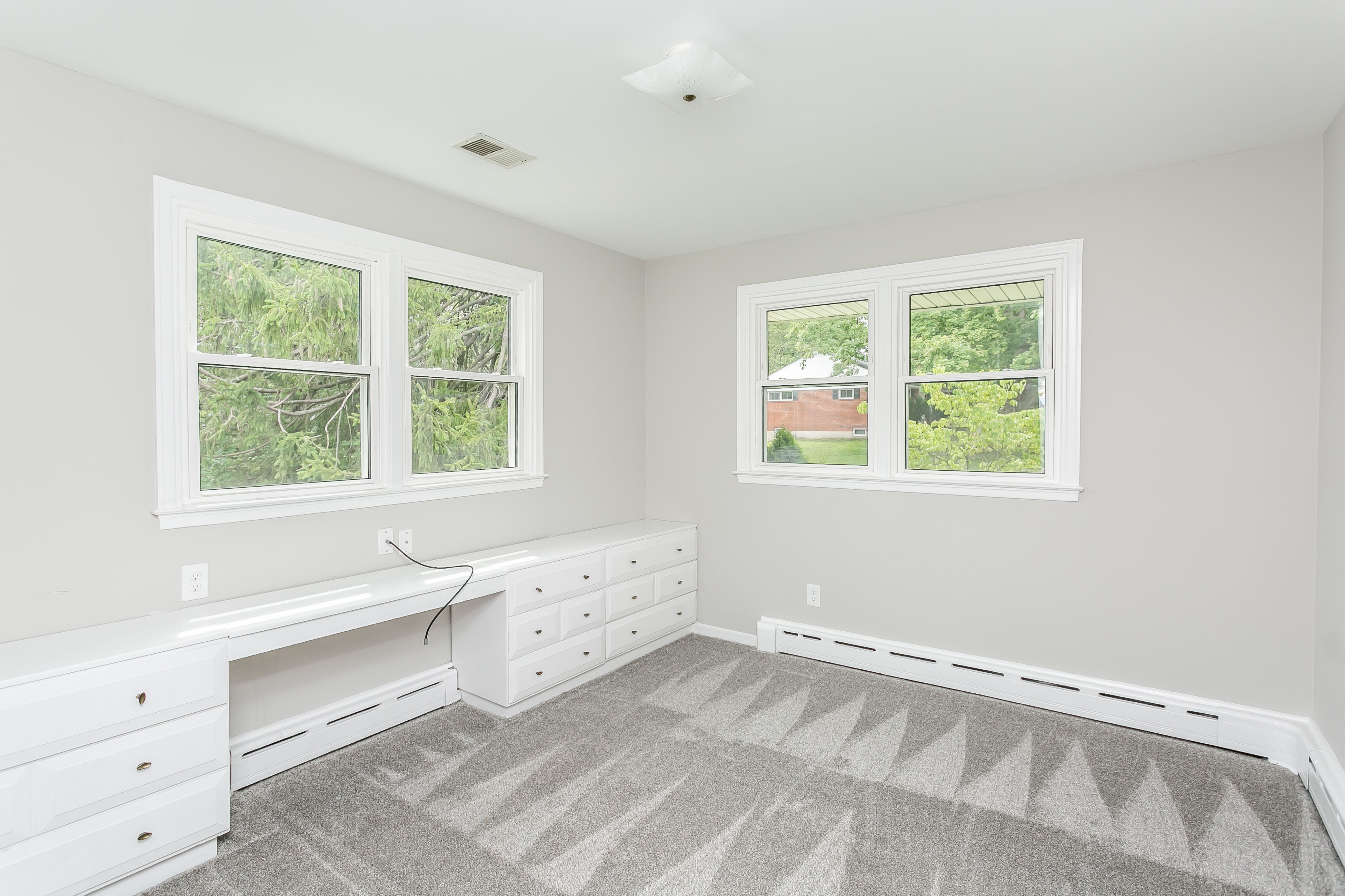 200 Charmuth Road Lutherville-Timonium