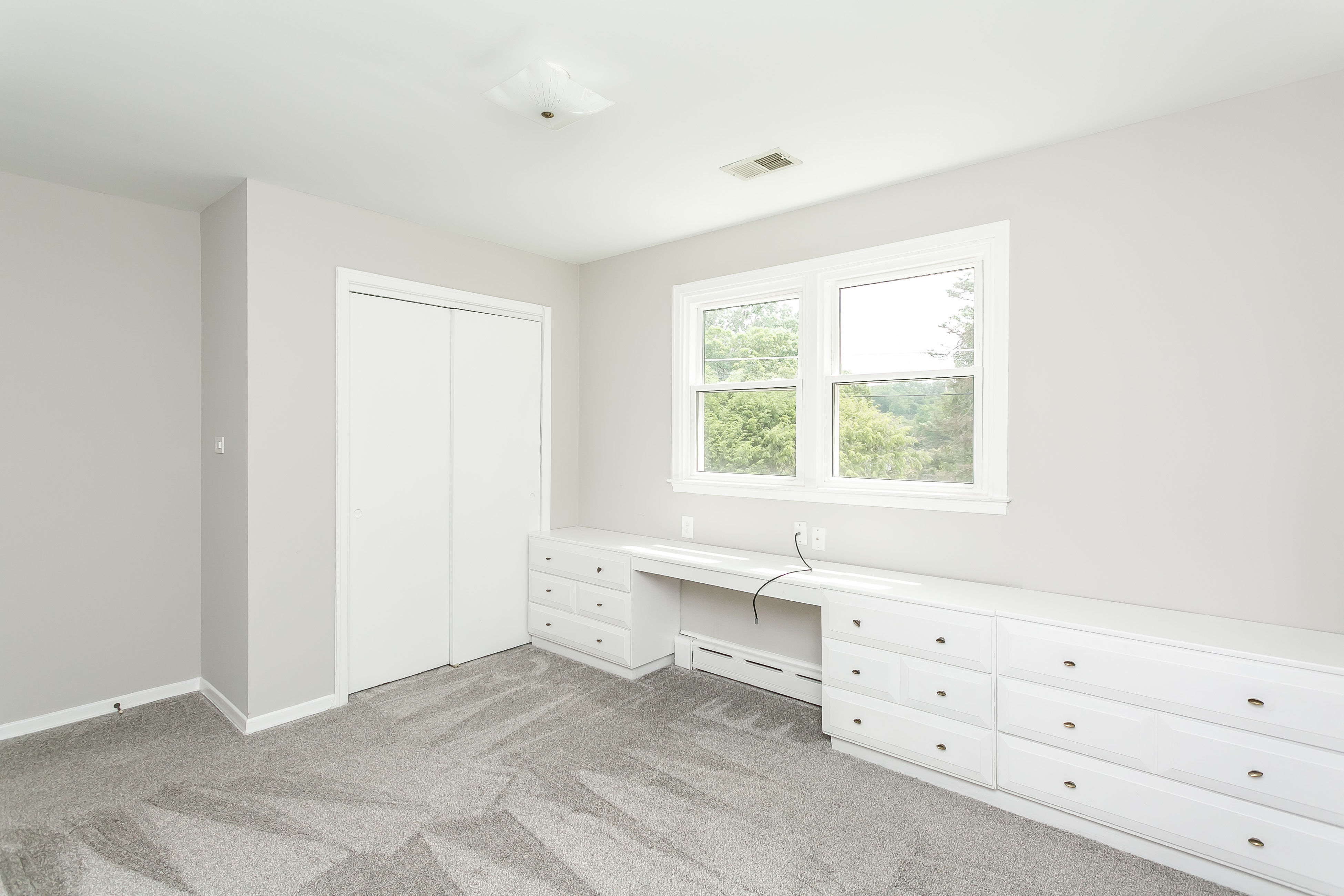 200 Charmuth Road Lutherville-Timonium