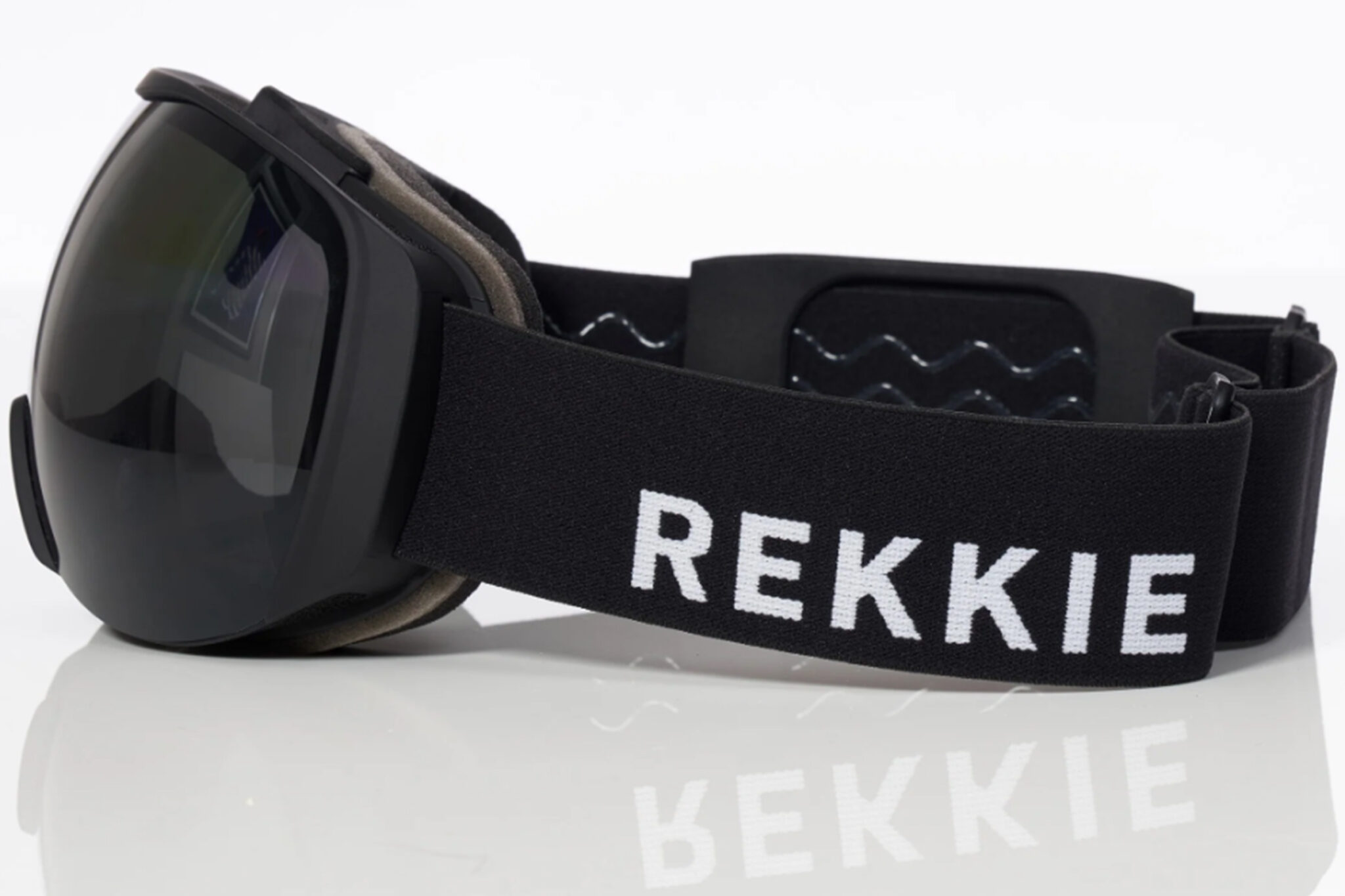 Rekkie Smart Goggle Review: Augmented-Reality Ski Goggles Show Speed ...