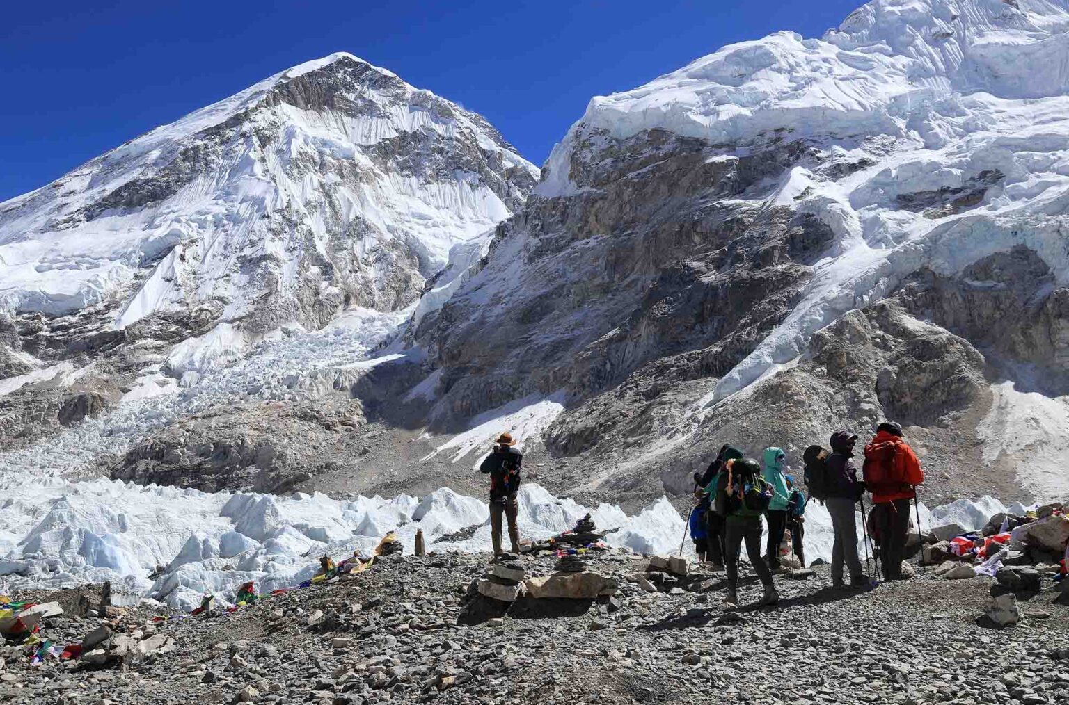 3 Sherpas Perish in Avalanche on Mount Everest | GearJunkie