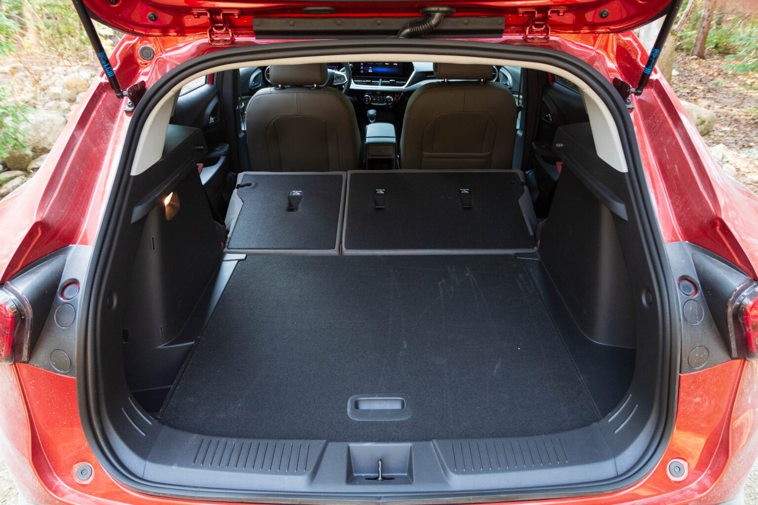 2024 Chevrolet Trax Review: Bigger, Better, Front-Wheel Drive-ier ...