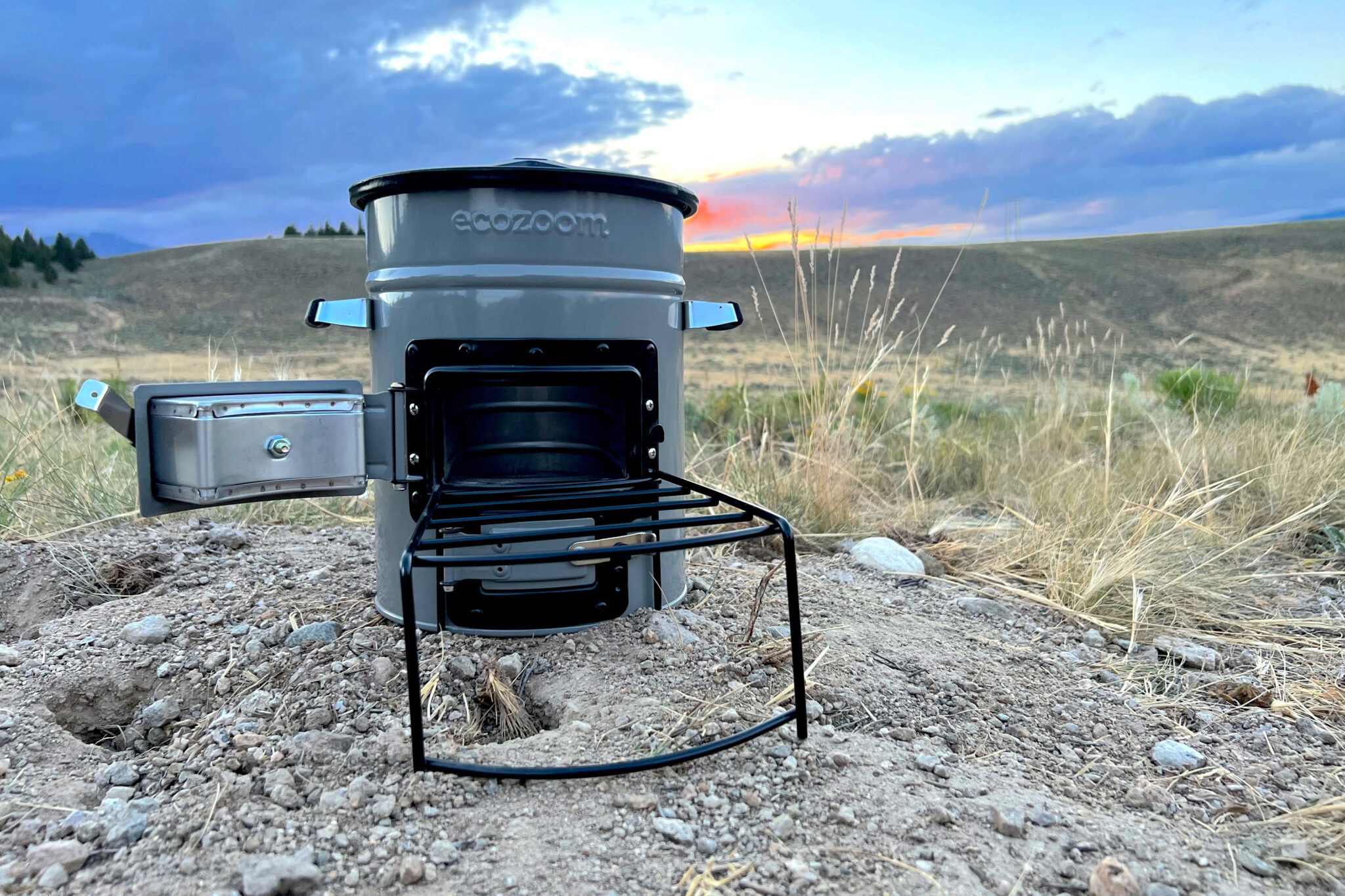 BioLite EcoZoom Versa Rocket Stove Review: Bulky, Heavy, but Highly ...