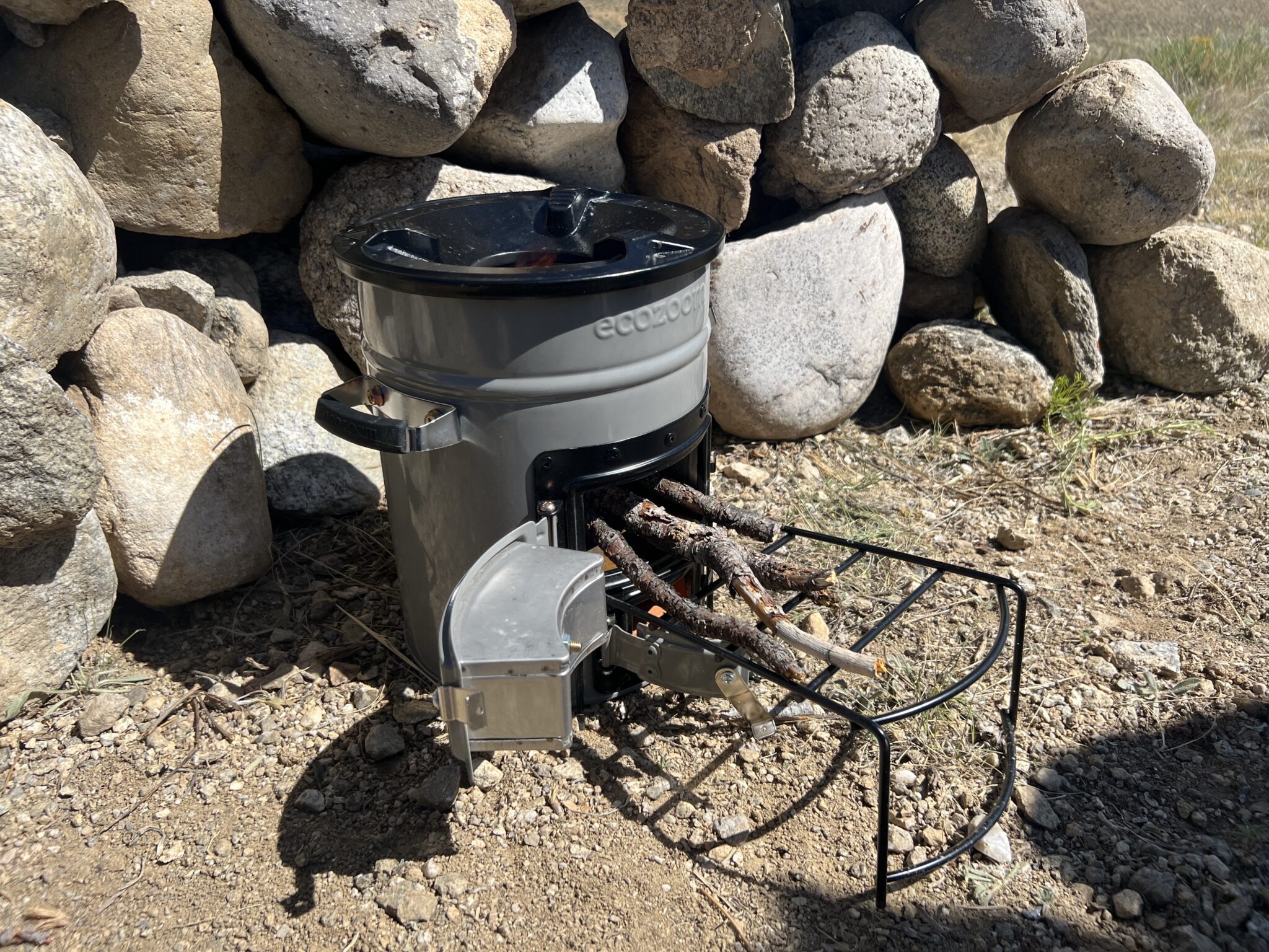 BioLite EcoZoom Versa Rocket Stove Review: Bulky, Heavy, but Highly ...