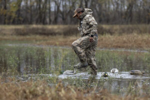 KUIU HD Flex Wader Review: Better Boots, Burly Build, Fewer Zips