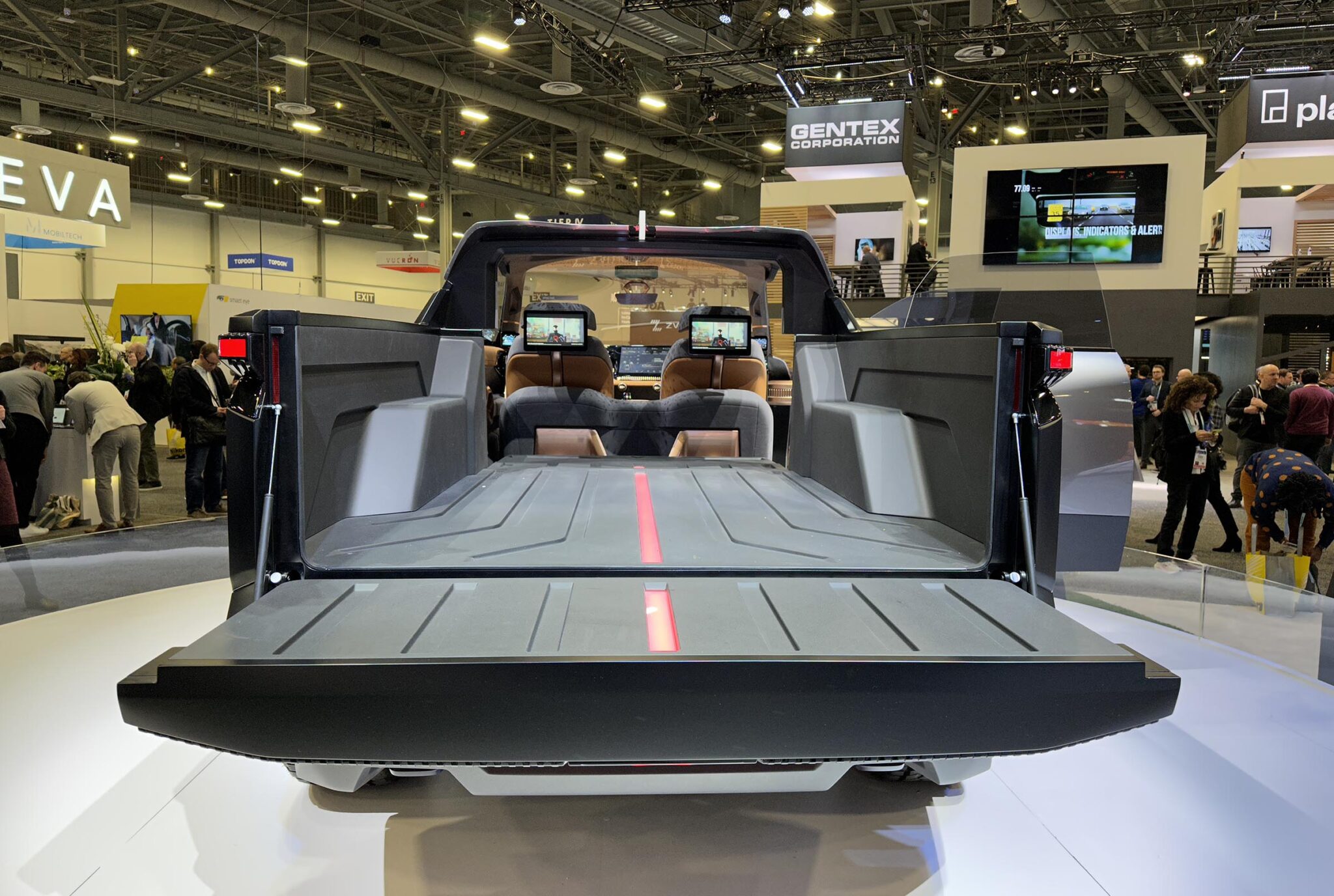 VinFast Reveals Wild Electric Truck at CES, but Still Struggling to ...
