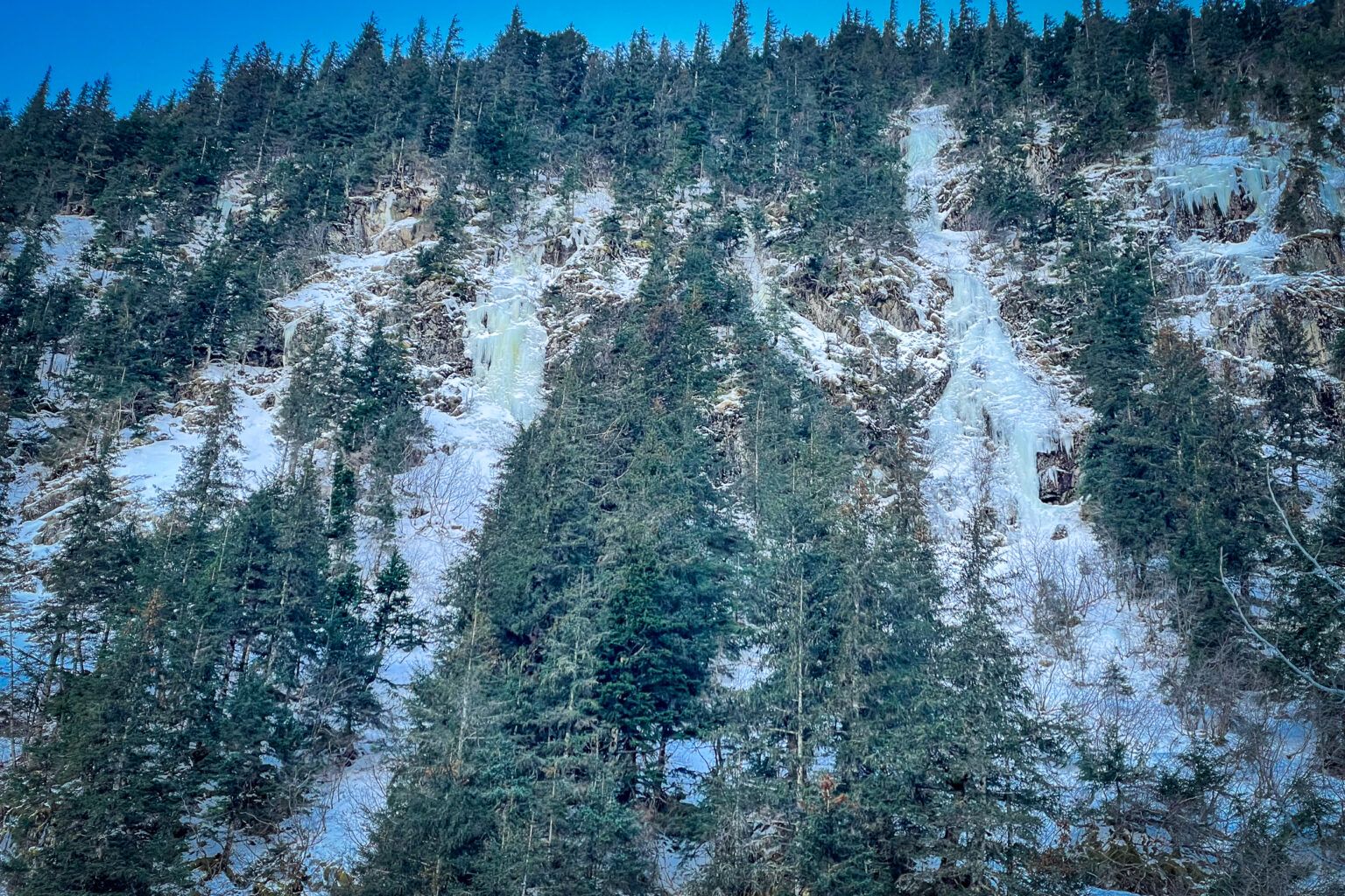 Edelrid Rage Ice Axe Review: Solid Tool in Steep Terrain