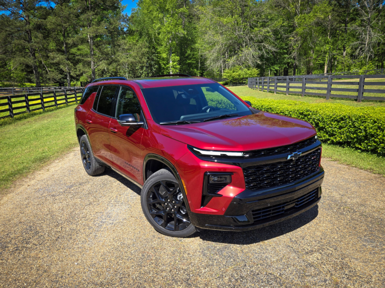 2024 Traverse First Drive Review: Chevy Antes Up in the Midsized 7 ...