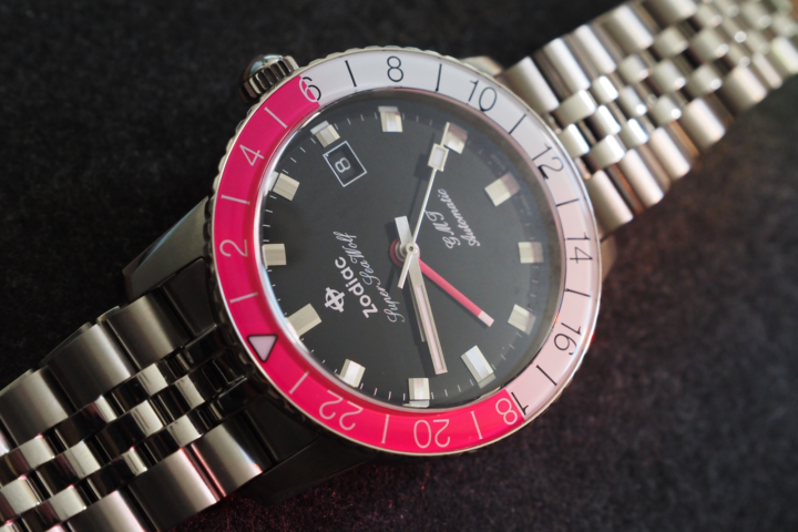 Zodiac Super Sea Wolf GMT Review: 3 Time Zones, 4 Hands