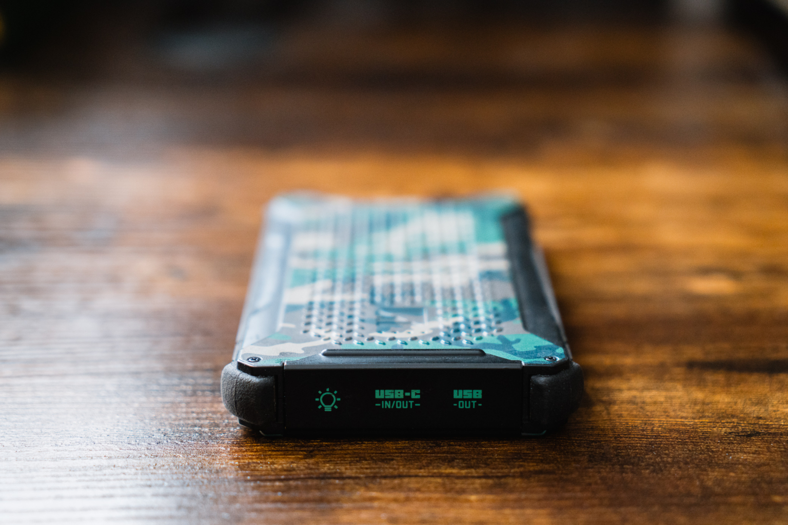 Dark Energy Poseidon Pro Review: An Ocean of Power in Your Hand