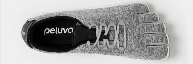 Peluva Lightweight Trainer 'Toe Shoe' Review | GearJunkie Tested