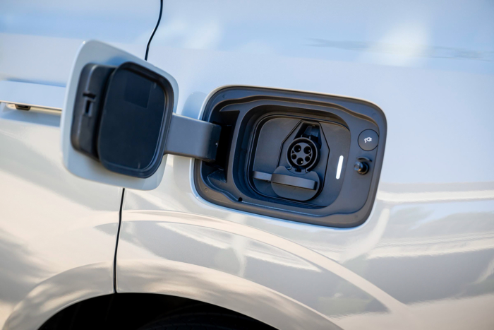 2025 Volvo EX90 Twin Motor Performance Review | GearJunkie Tested