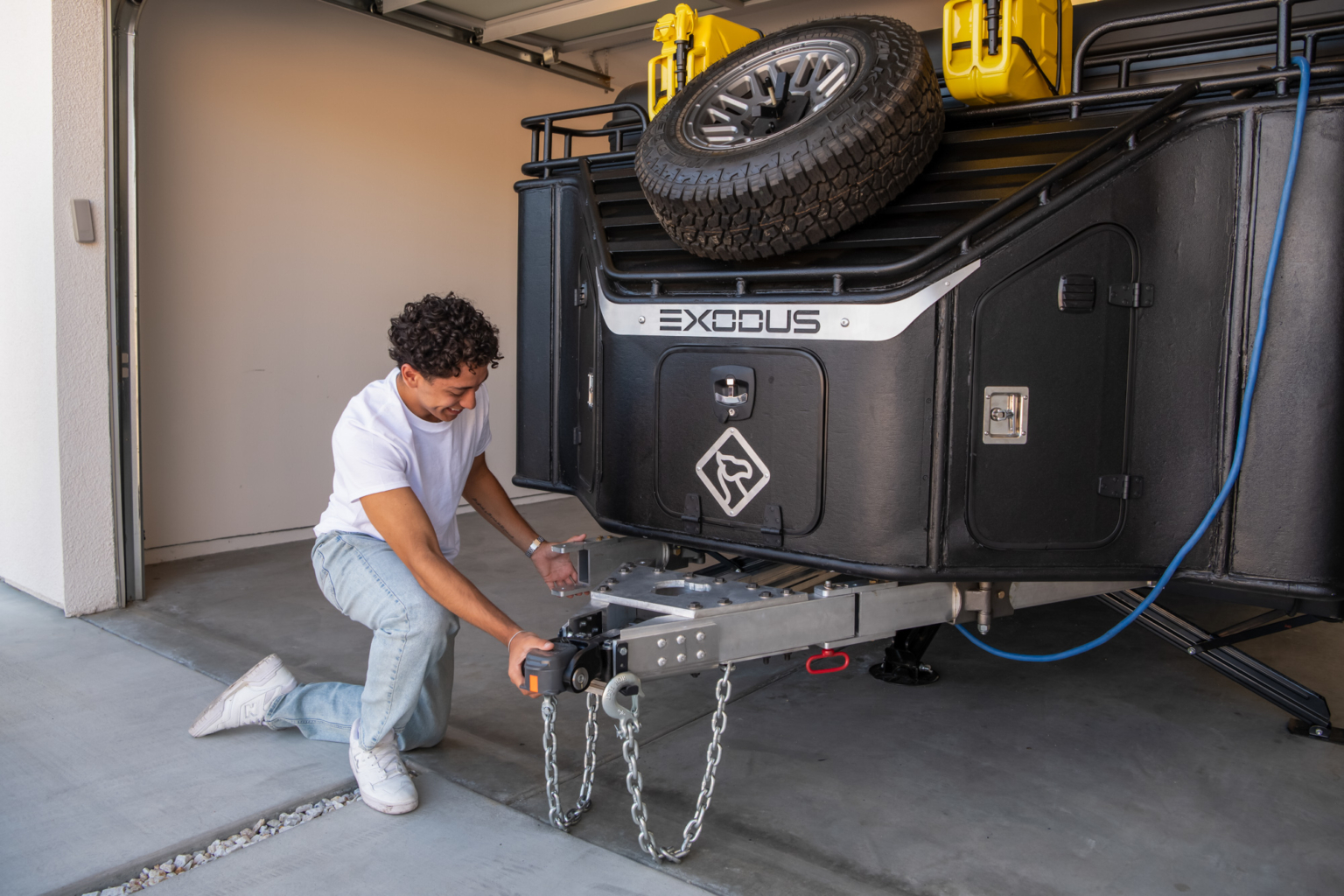 Exodus Rigs Capax: Garageable, Off-Grid-Capable Travel Trailer