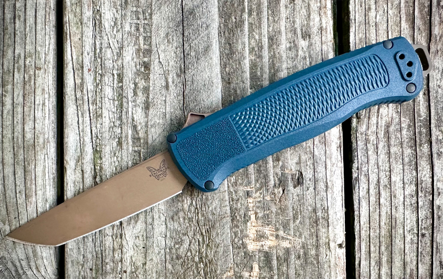 Benchmade Shootout OTF Knife Review | GearJunkie Tested