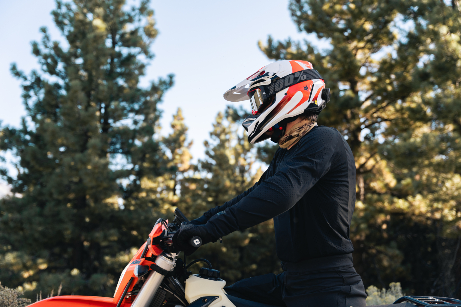 The Best Motorcycle Helmets of 2025 | GearJunkie Tested
