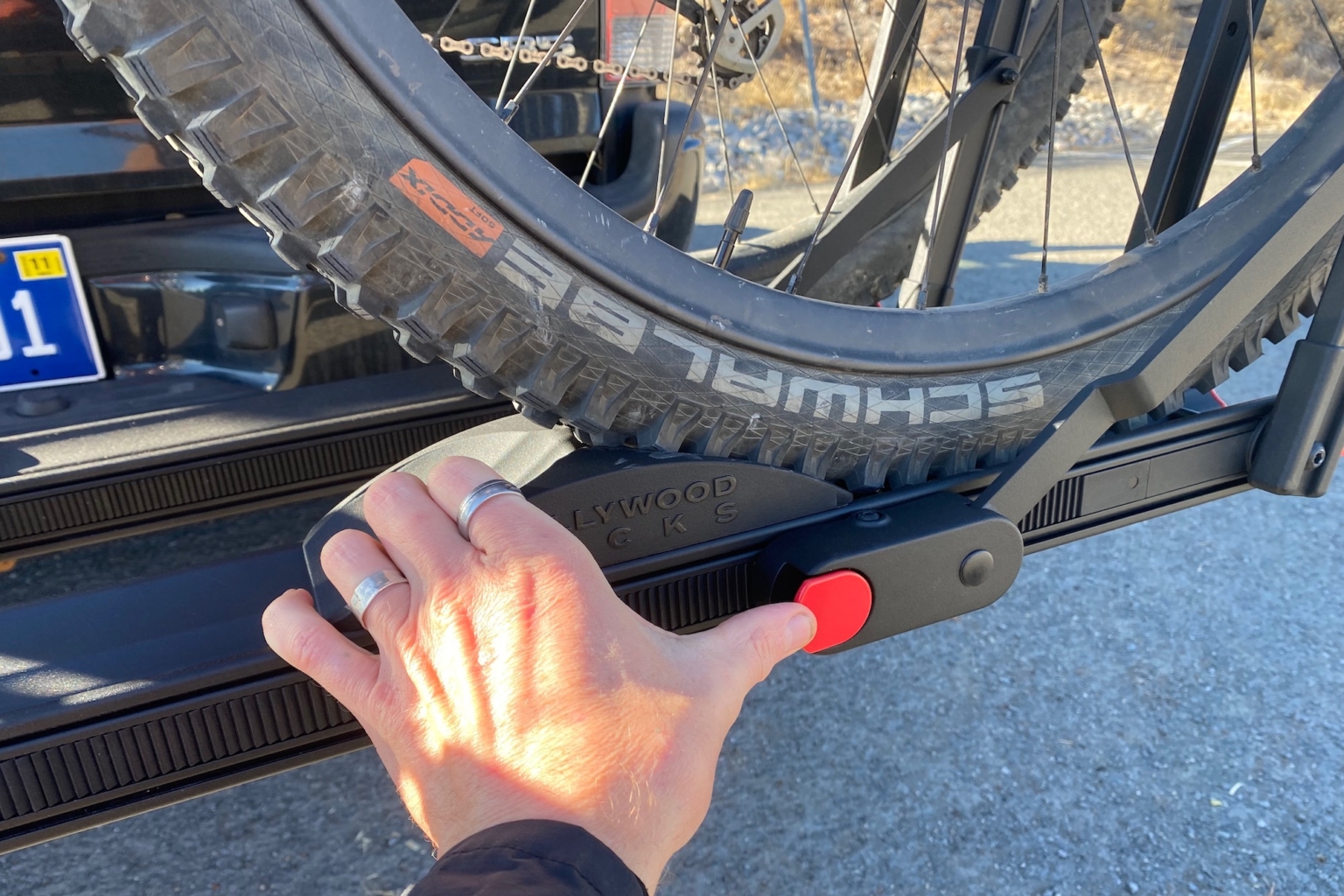 Hollywood Racks CrossTrack Review | GearJunkie Tested