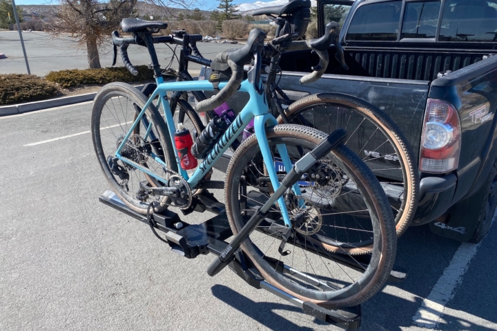Budget Brand Goes Premium: Saris Edge Hitch Bike Rack First Look Review ...