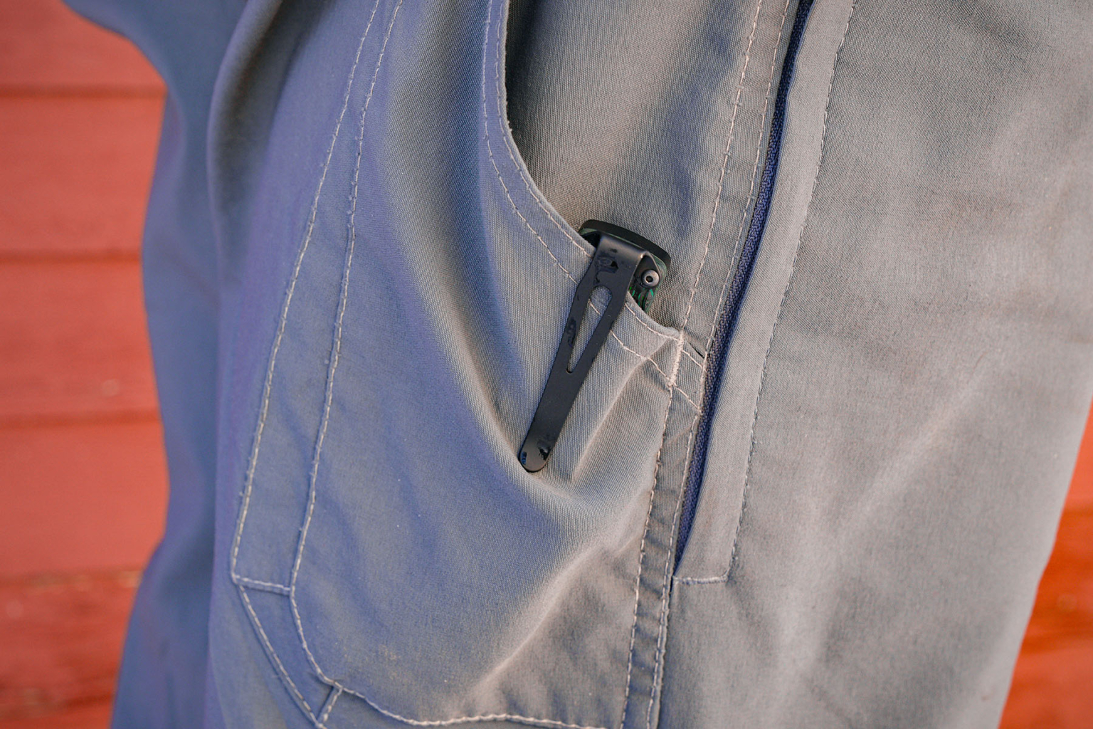 Sexy, Speedy Slicer: CRKT Twist Tighe OTF Review | GearJunkie Tested