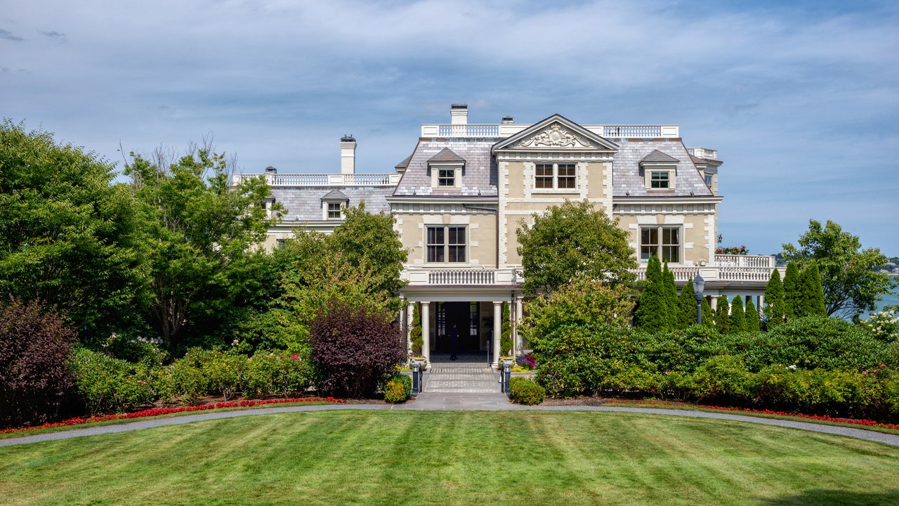 The Brenton Hotel - Hotel in Newport, RI | The Vendry