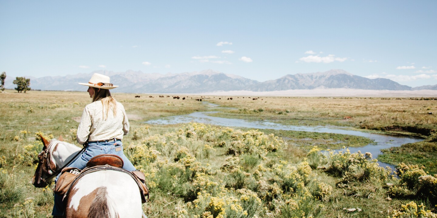 Zapata Ranch - Hotel in Mosca, CO | The Vendry