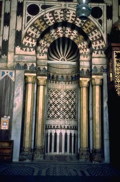 Masjid al-Sultan Barquq | Interior view, mihrab | Archnet