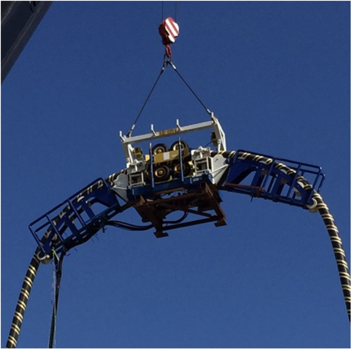 3.3m MBR Powered Hang-Off Quadrant for rent | Construction - Dockstr