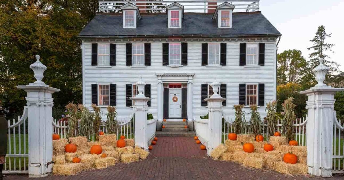 PEM presents Eerie Events this October