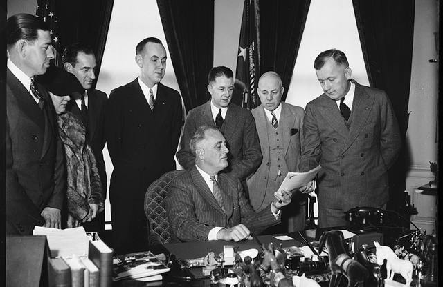 The Great Depression timeline | Timetoast timelines