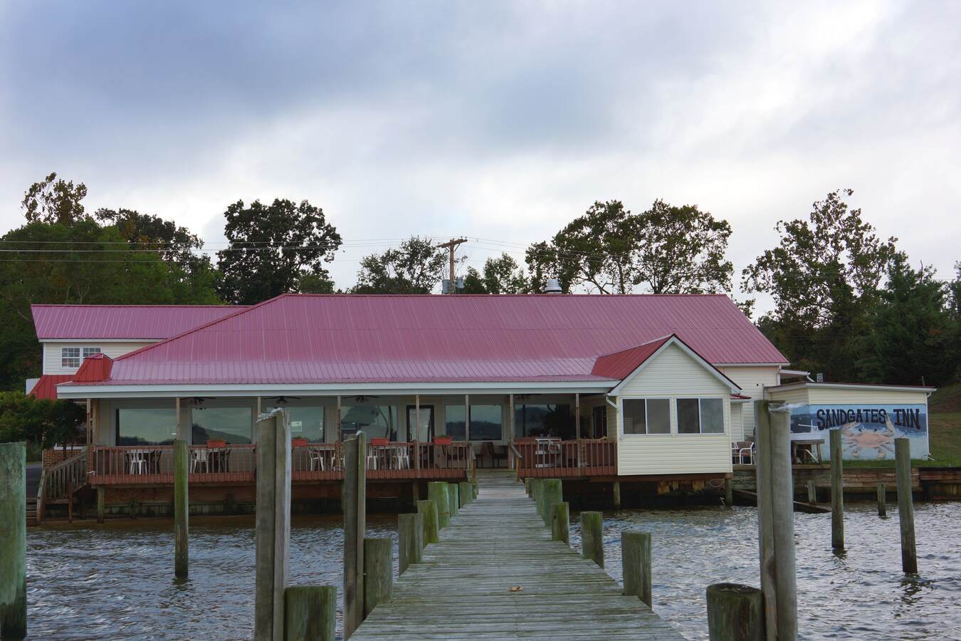 Sandgates Inn Restaurant & Crab House | St. Mary's County MD Tourism